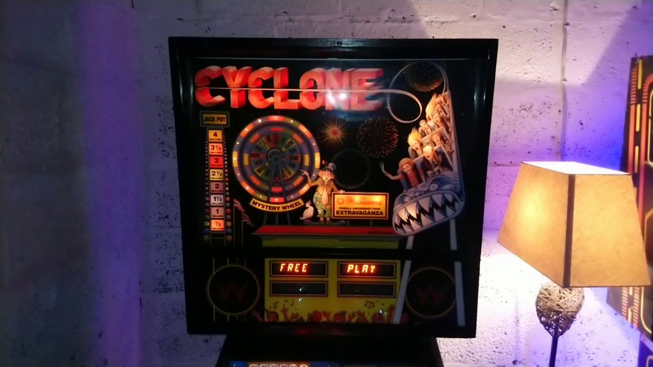 I BOUGHT A SCAM ARCADE CAB AND A NEW PINBALL - YouTube