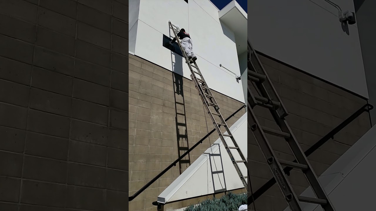 High Ladder Window Cleaning Demonstration - YouTube