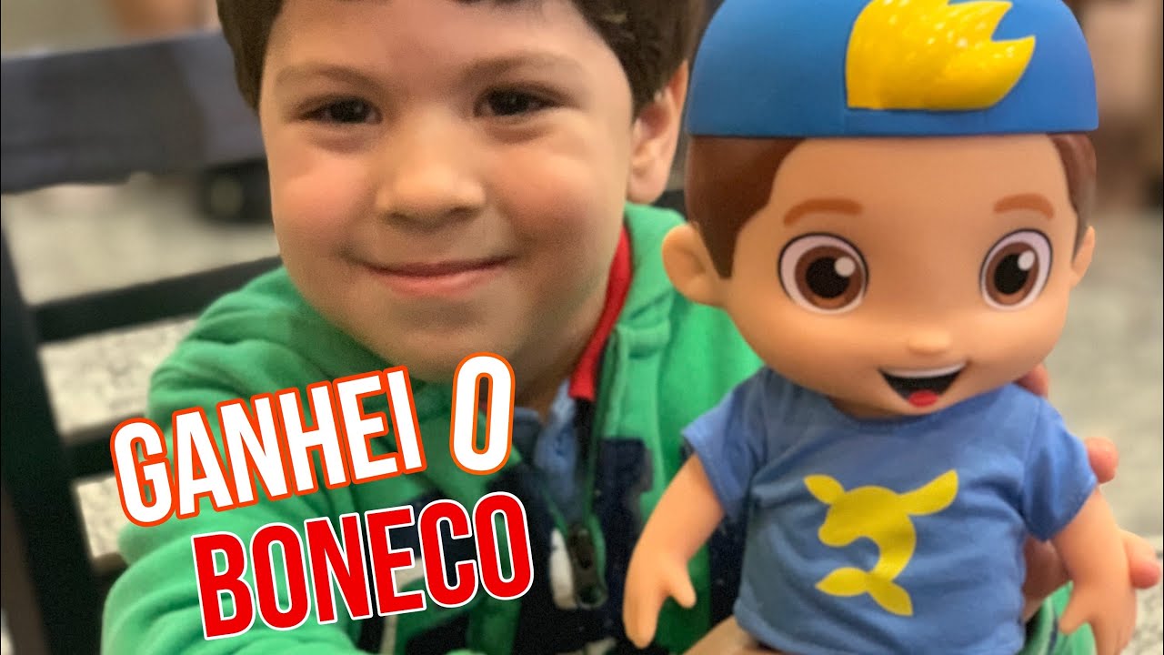 LUCAS NETO BONECO - YouTube