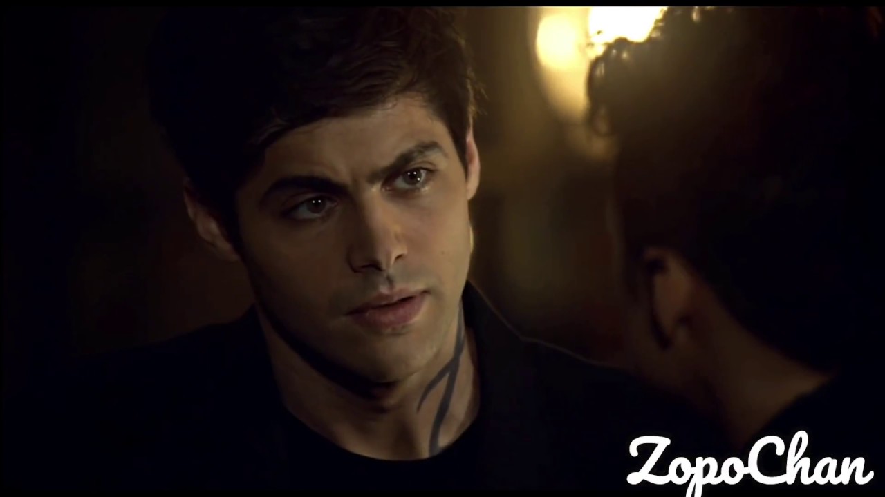 Malec scenes II 3x09 - YouTube