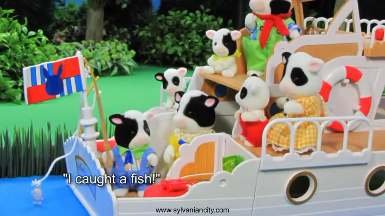 Sylvanian Families - Paddock Buttercup Catches A Fish - YouTube