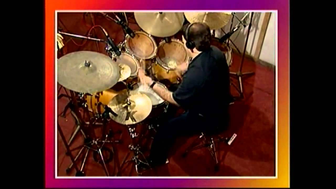 Peppe Merolla Drum solo (Rudimends application) - YouTube