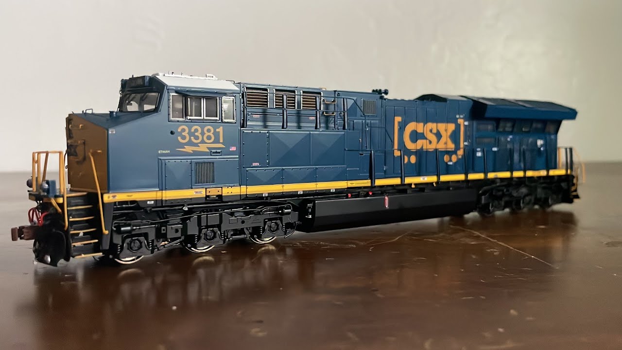 CSX GE ET44AH (ScaleTrains) Review - YouTube