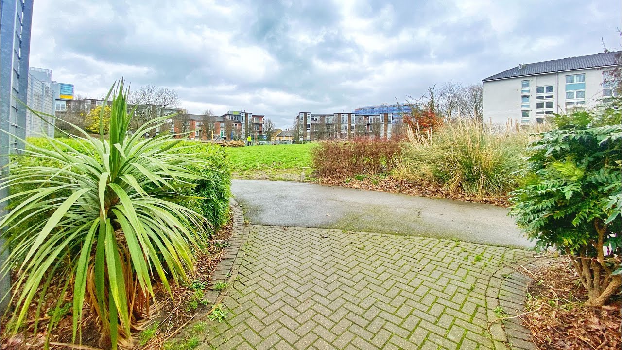 2 beds Flat, Hunt Close - YouTube