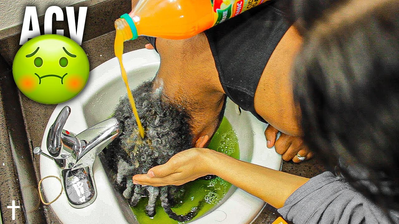 WASHING STARTER DREADLOCKS || ACV RINSE ON STARTER LOCS - YouTube