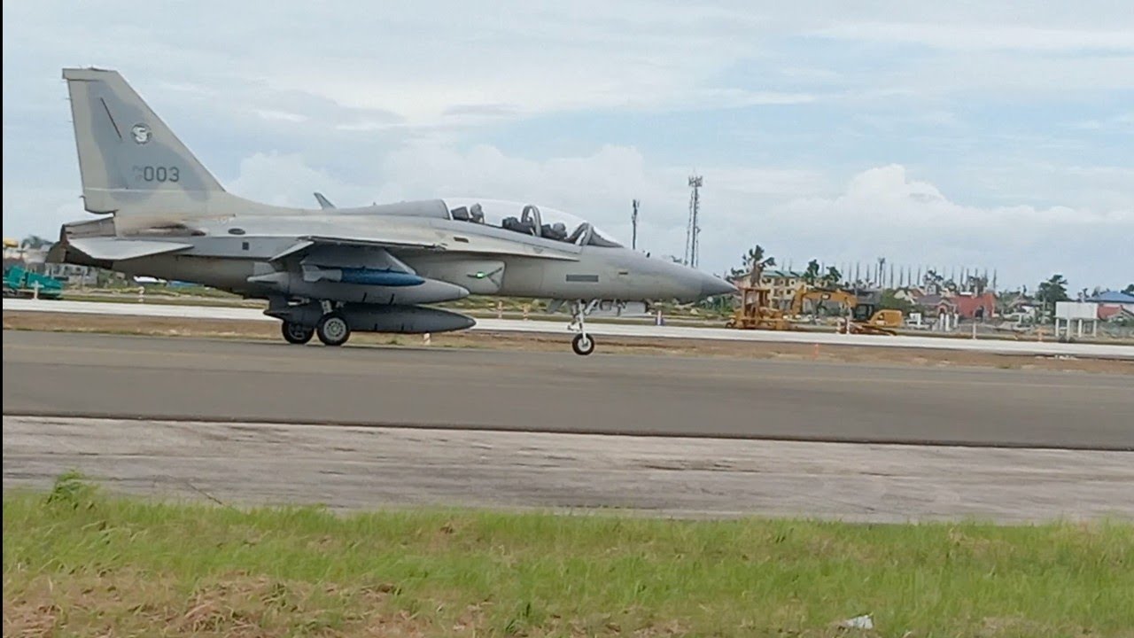 Philippine FA-50 FIGHTER JET at Mactan-Cebu International Airport - YouTube