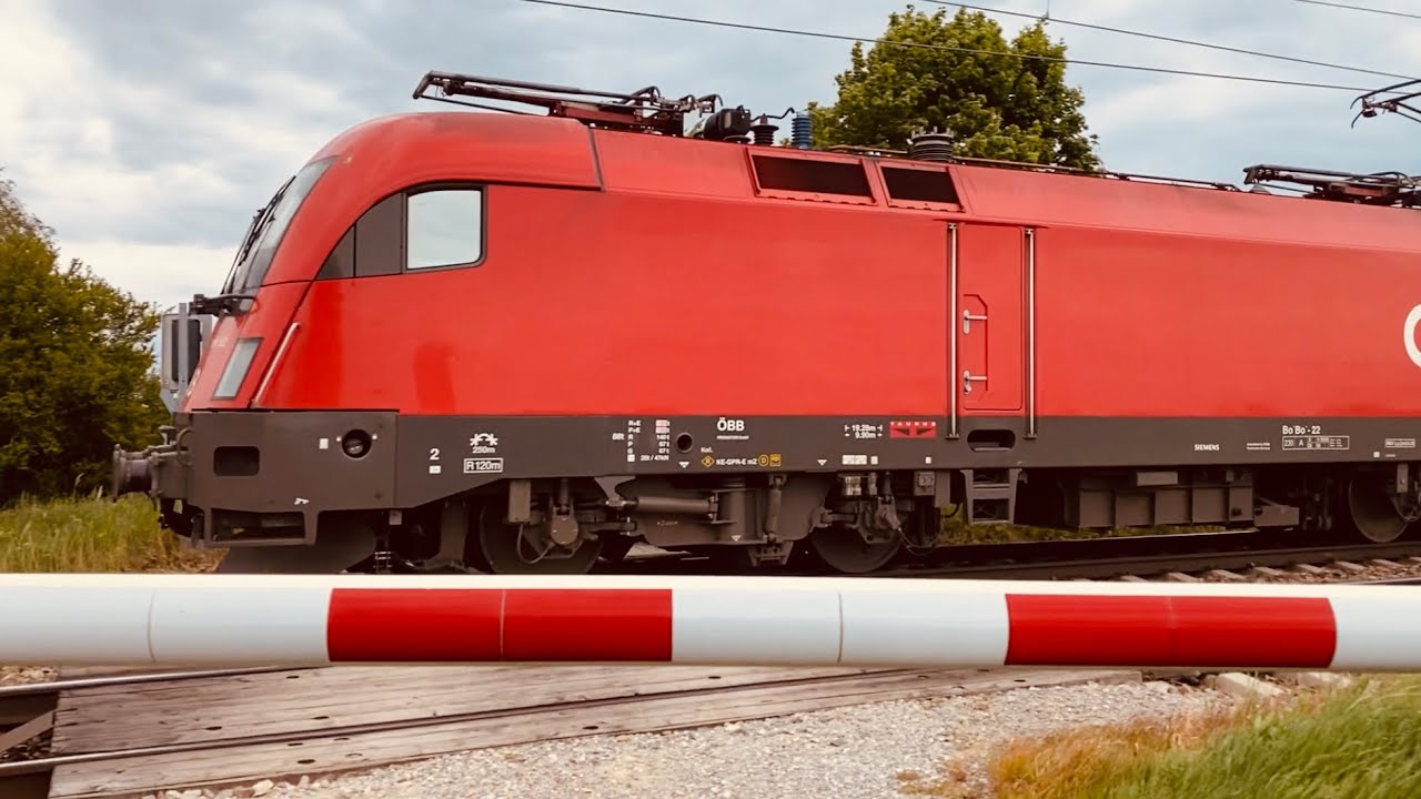 A small freight train heading east - YouTube