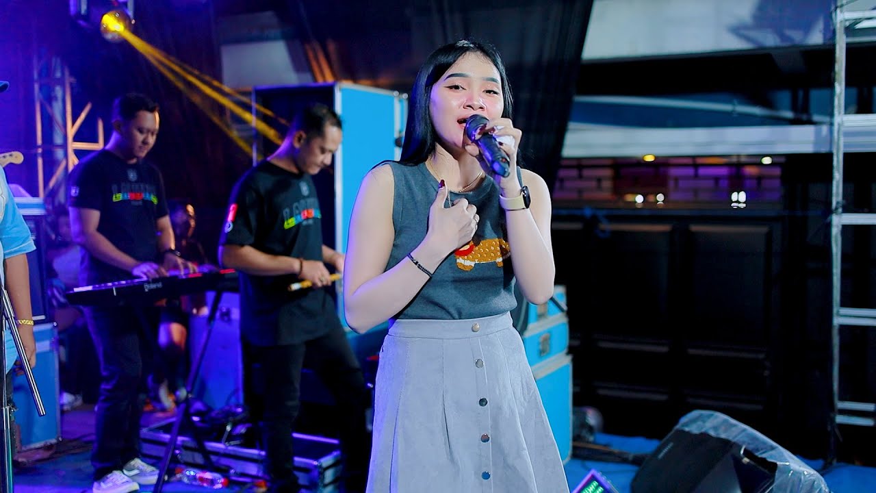 LALUNA MUSIC - DISIMPANG JALAN - KURNIA RAHMA - BIRTHDAY PARTY MAMI ...