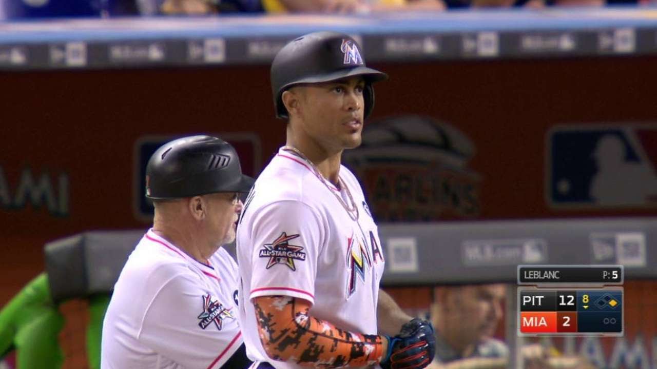 PIT@MIA: Stanton pulls an RBI single to left field - YouTube