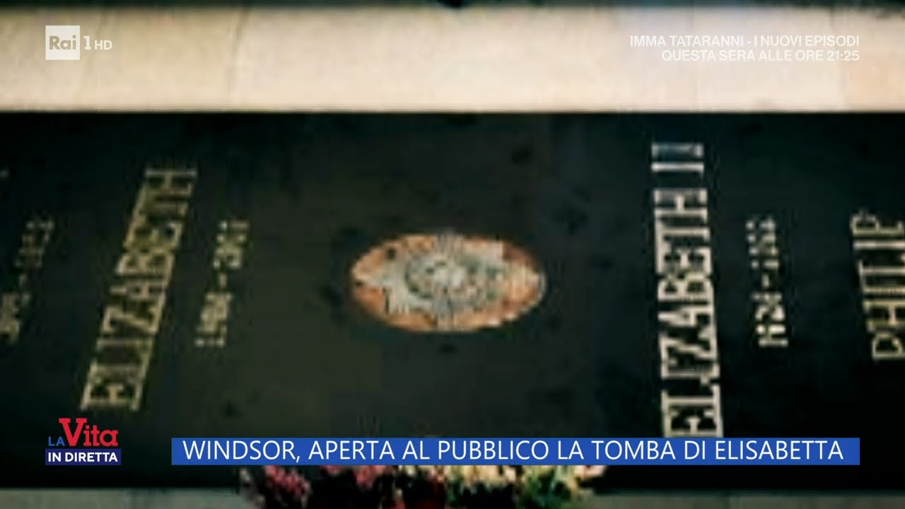 Windsor, aperta al pubblico la tomba di Elisabetta II - La Vita in ...