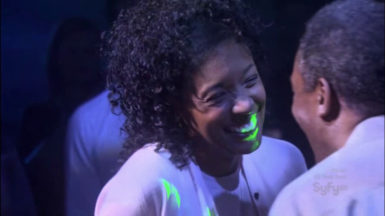 Henry Deacon (Joe Morton) - Poetry in motion (Eureka) - YouTube