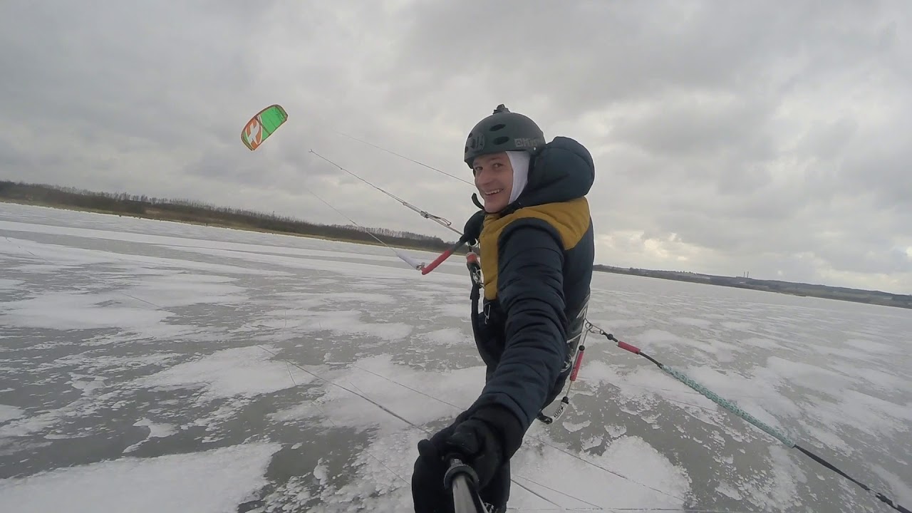 Ice kiting - YouTube