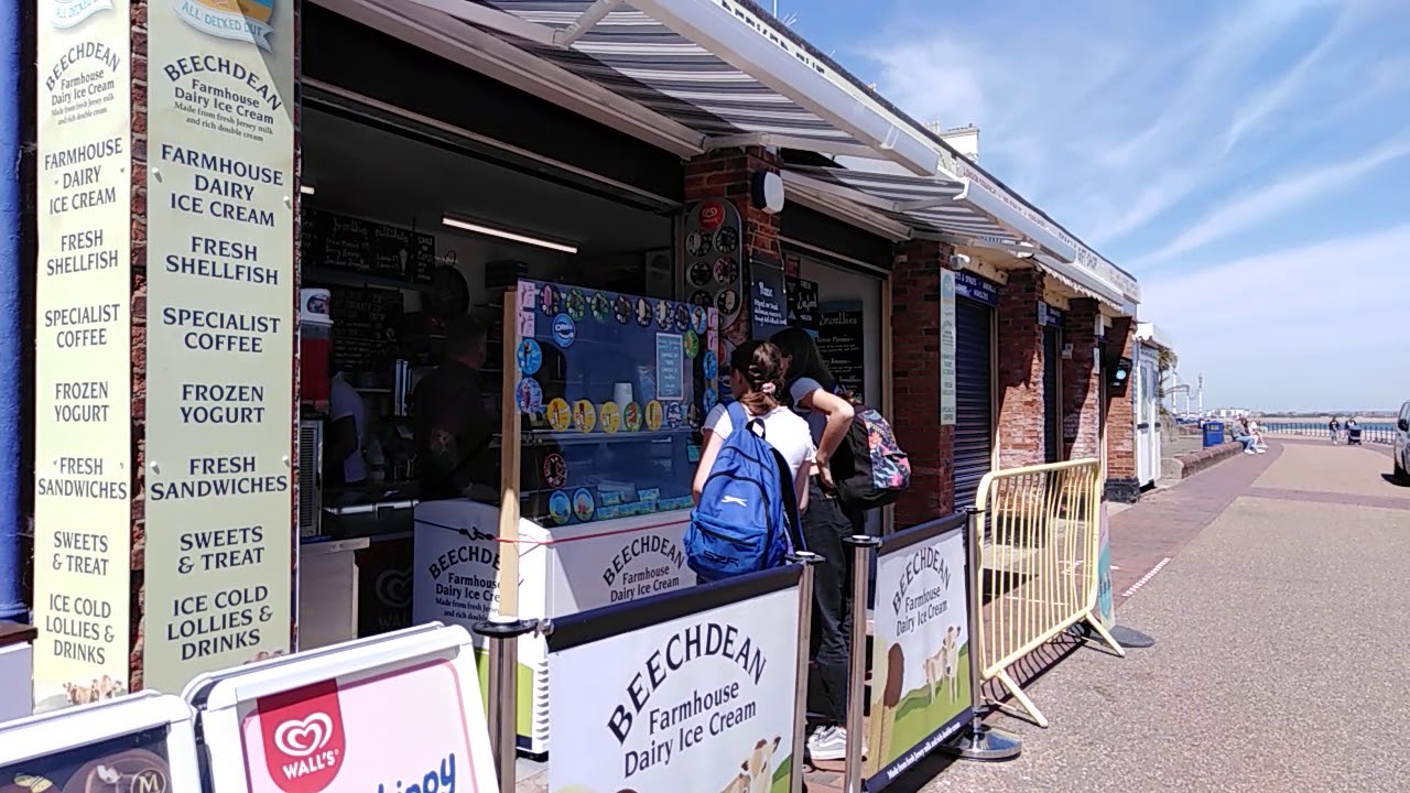 18 May 2020: Beach shops starting to reopen. - YouTube
