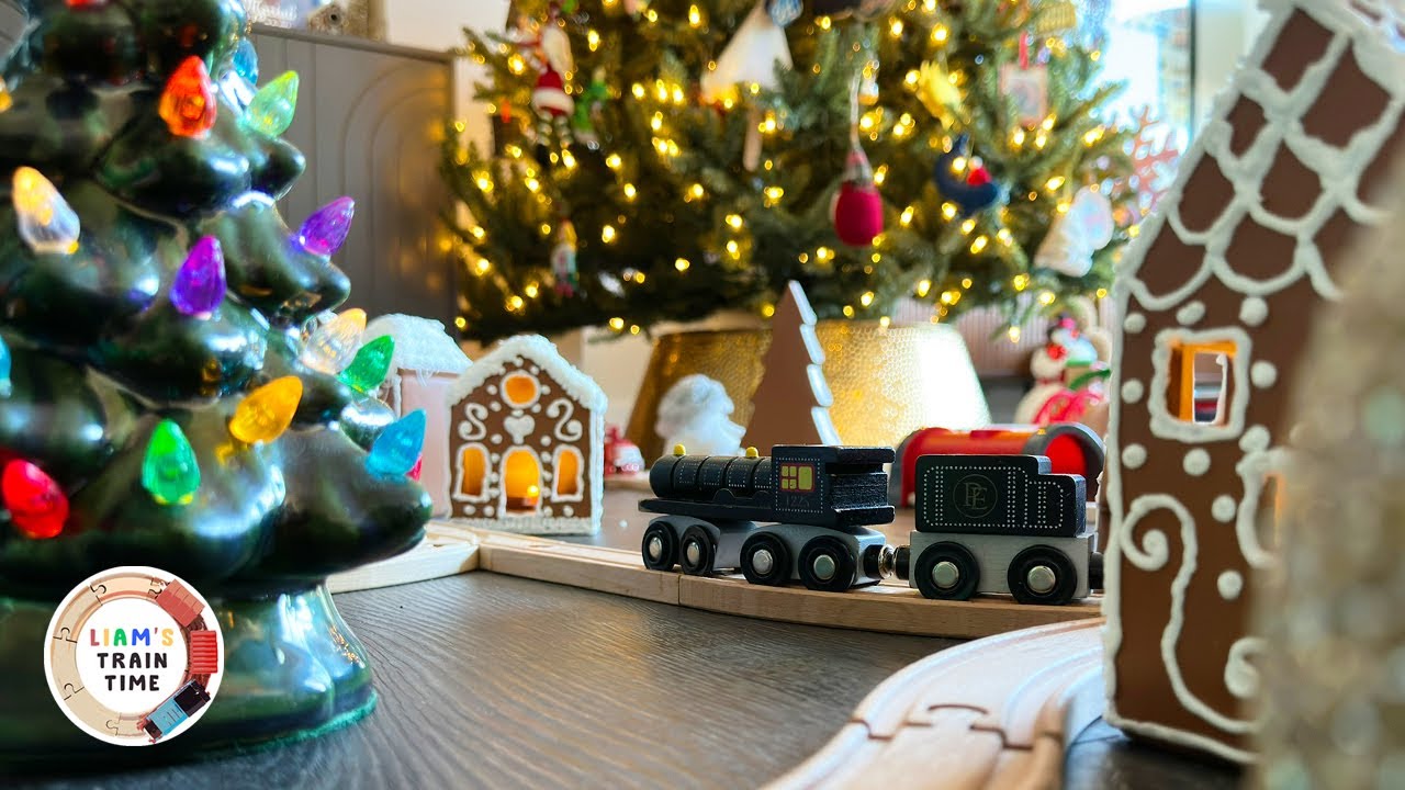 Building Christmas Train Tracks | Train Layout for the Christmas Tree ...