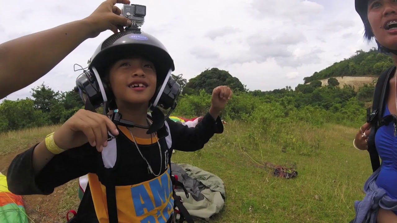 Kent paragliding tandem - YouTube