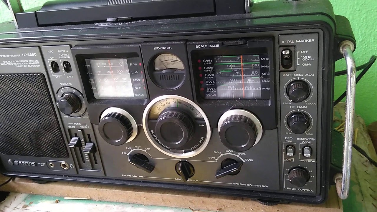 Sanyo RP 8880, FM - YouTube