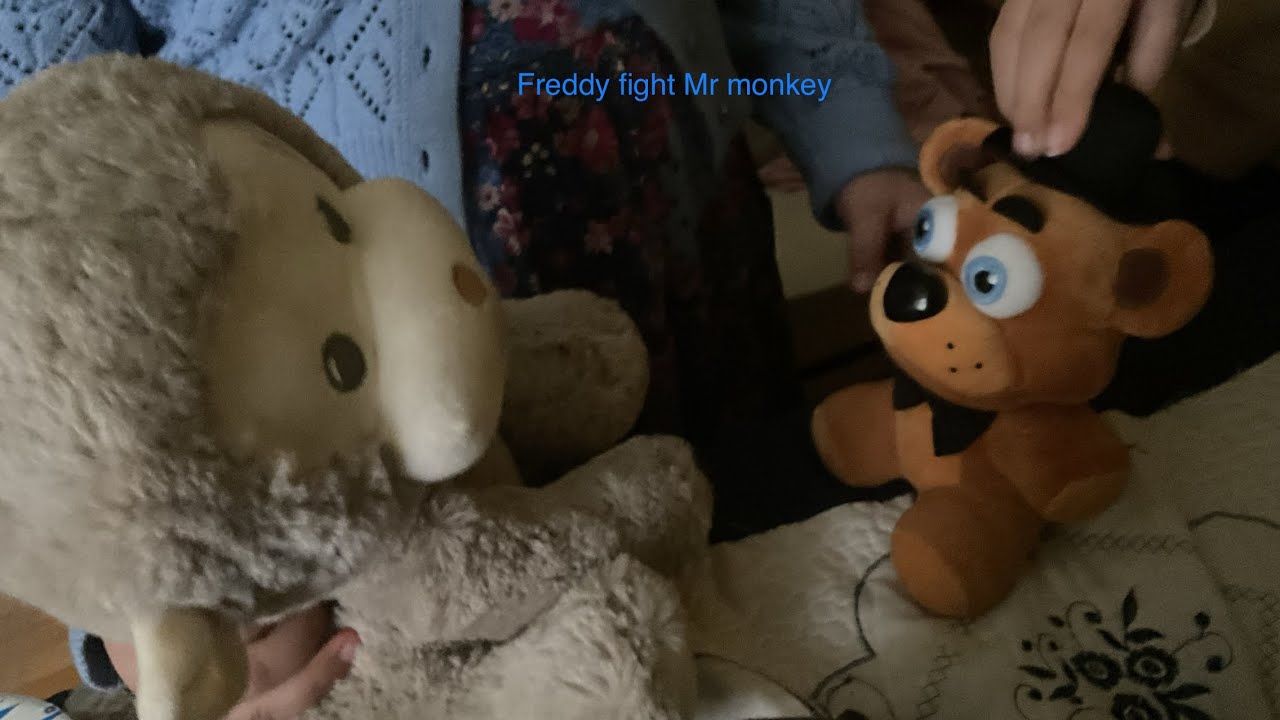Freddy fights, monkey - YouTube