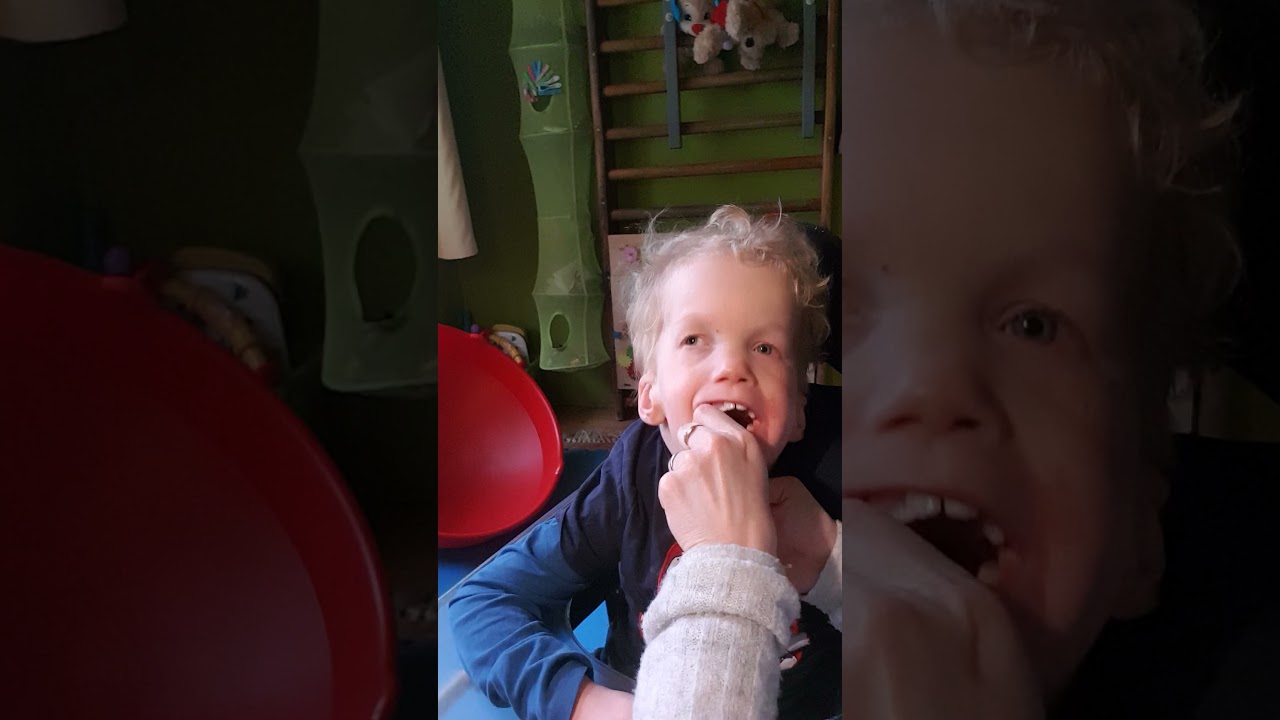 20210317 upper lip stretch cheek stretch (Talktools) - YouTube