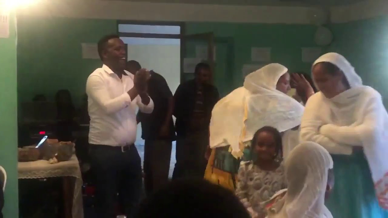 ኣውርስ ተምቤን ኣብዪዓዲ ትግራይ ኢትዮጲያ (Awrs dance Temben Tigray Ethiopia mothers ...