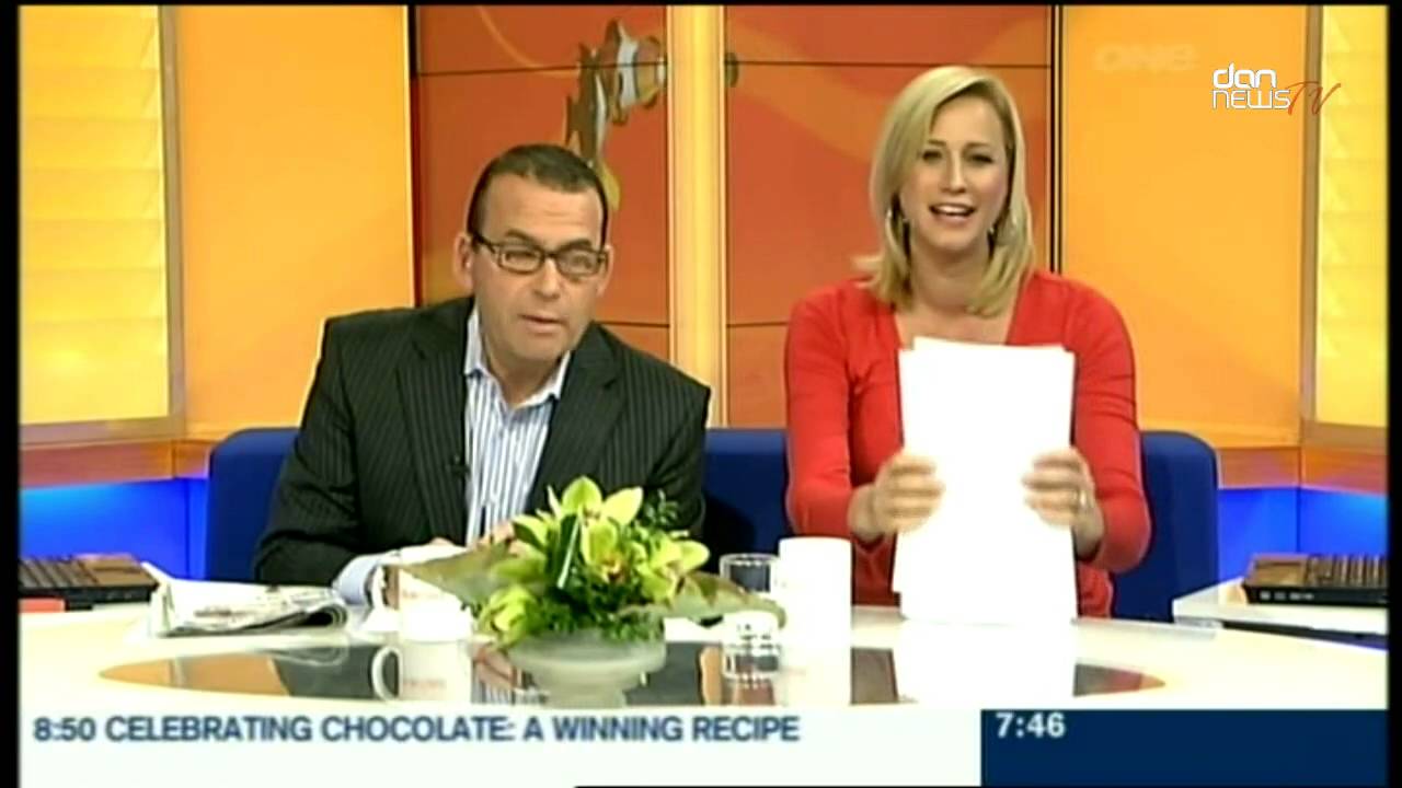 Pippa Wetzell announces pregnancy - YouTube