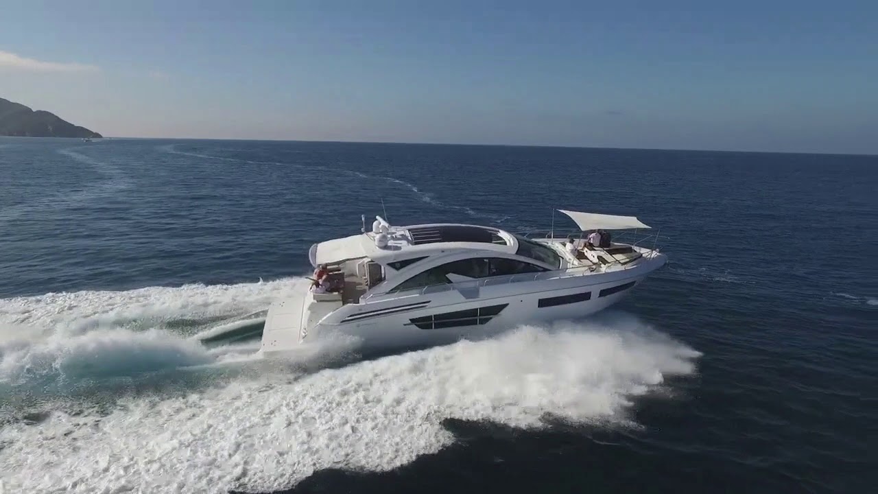 Cruisers Yachts 60 Cantius Running off Catalina! - YouTube