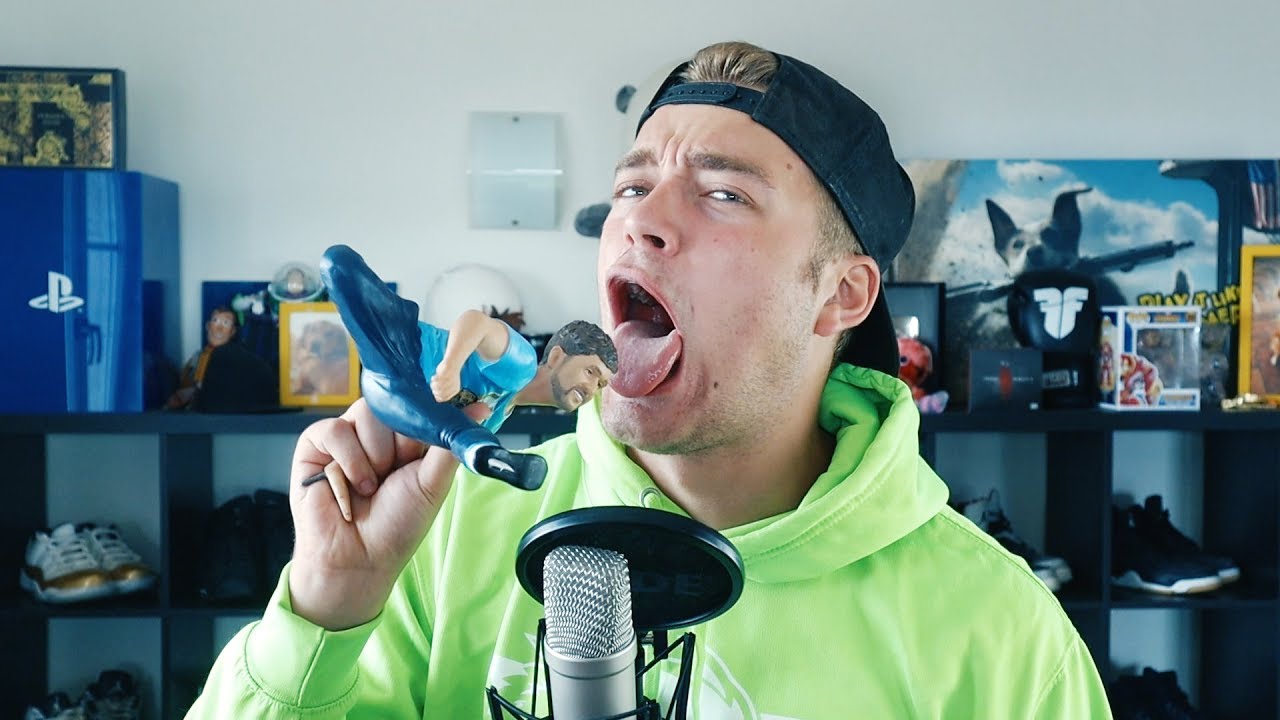 TARY A ZAKÁZANÁ MINULOST - YouTube