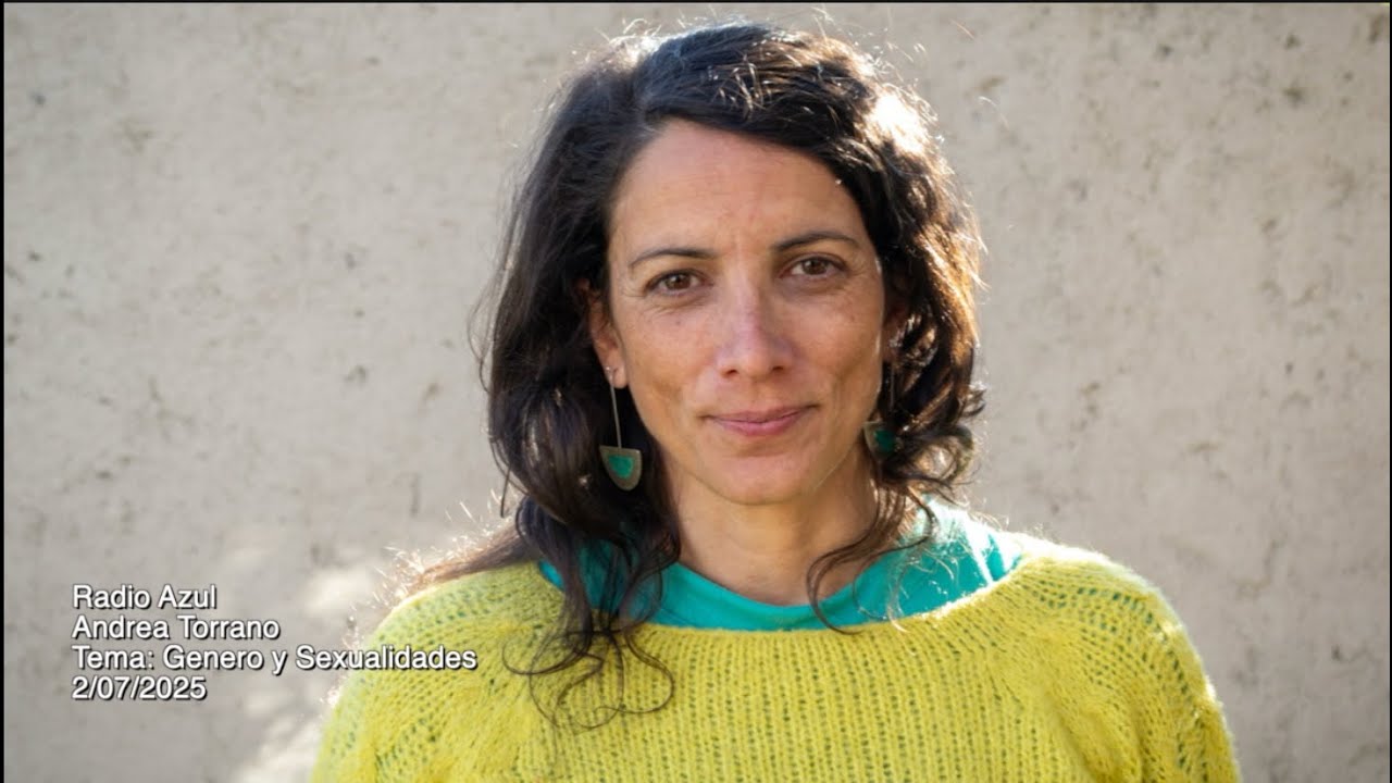 Entrevista radial a Andrea Torrano: Genero y Sexualidades - YouTube