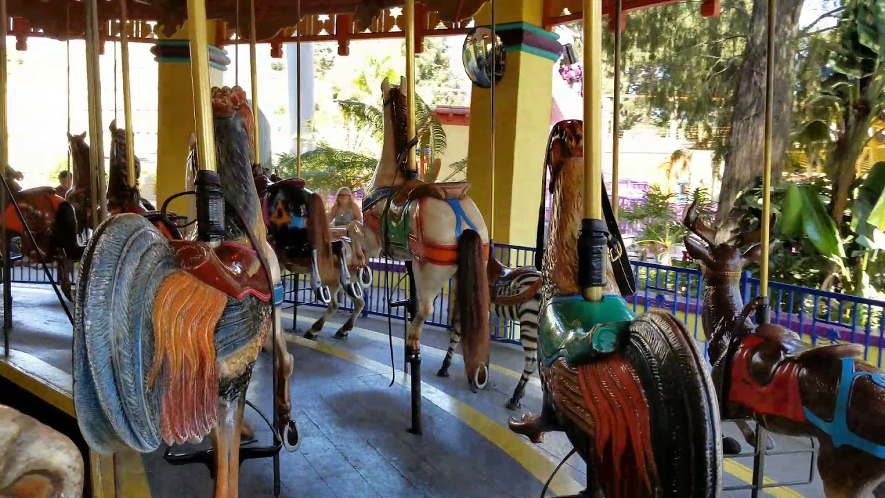 Knott's Berry Farm Carousel - YouTube