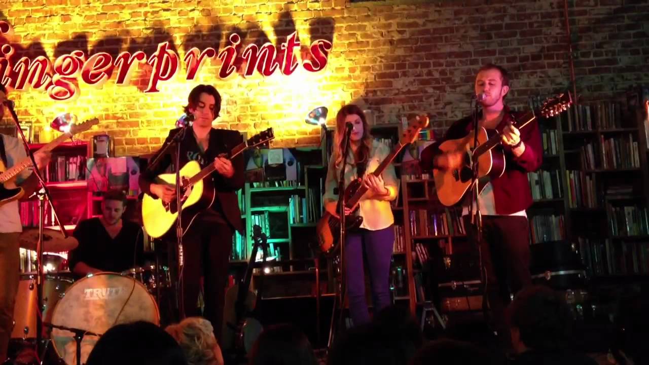 Milo Greene - Autumn Tree (live @ Fingerprints) - YouTube