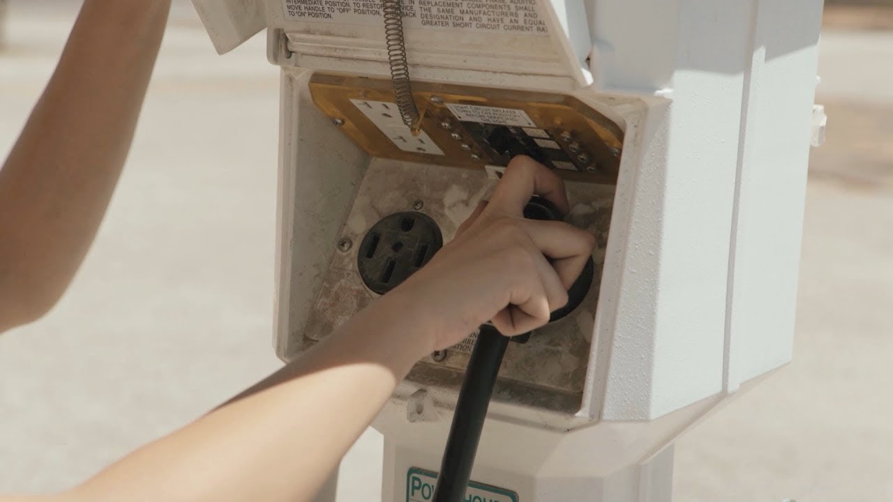 Apollo RV USA Demo Video – Winnebago: Power - YouTube