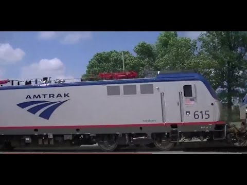 Brand New ACS-64 Rides Behind the Diesels on the California Zephyr ...
