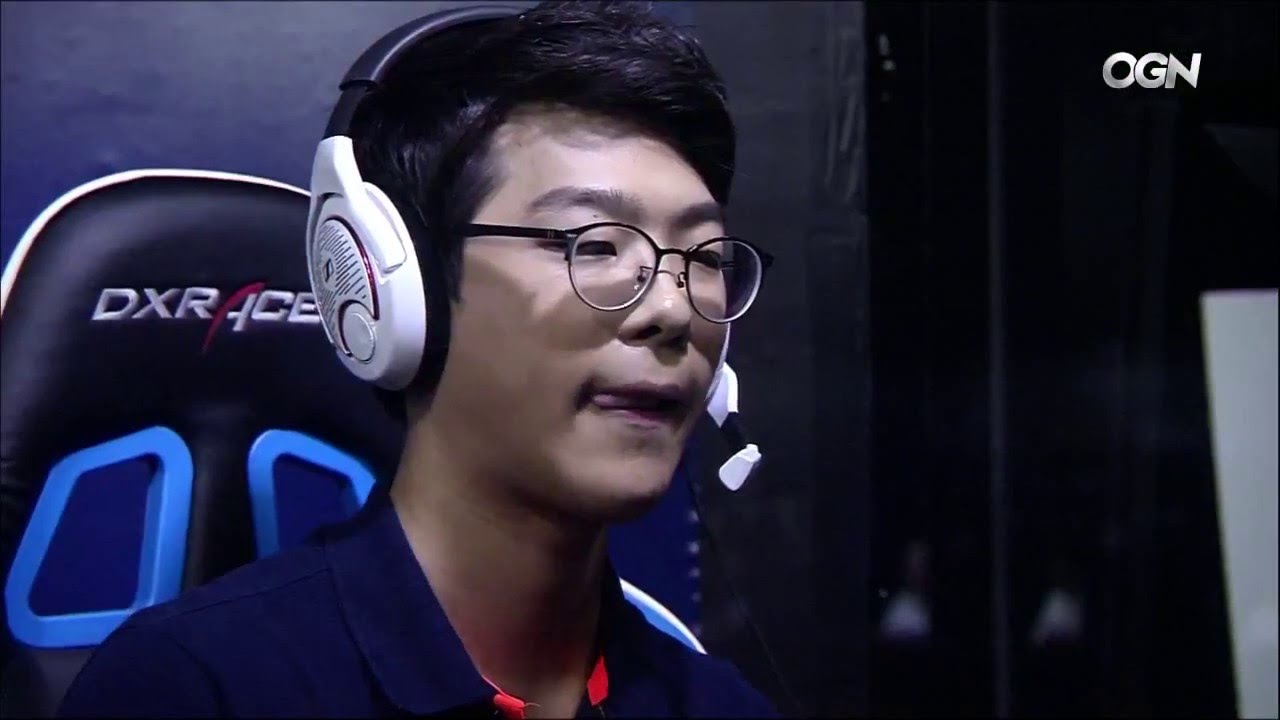 Smeb is a monster with Kennen | KT vs ROX - YouTube