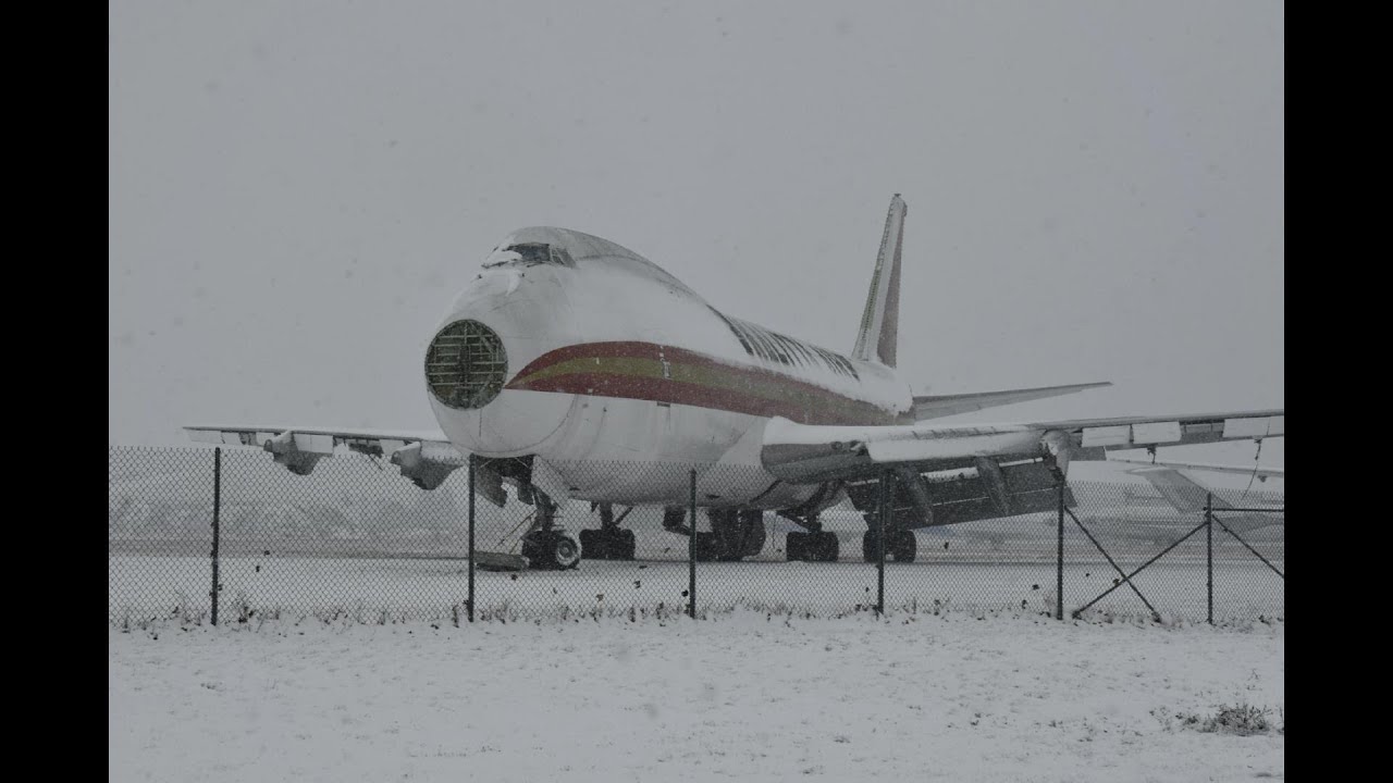 Another Trip By Kalitta's Maintenance Facility In Oscoda, Michigan ...
