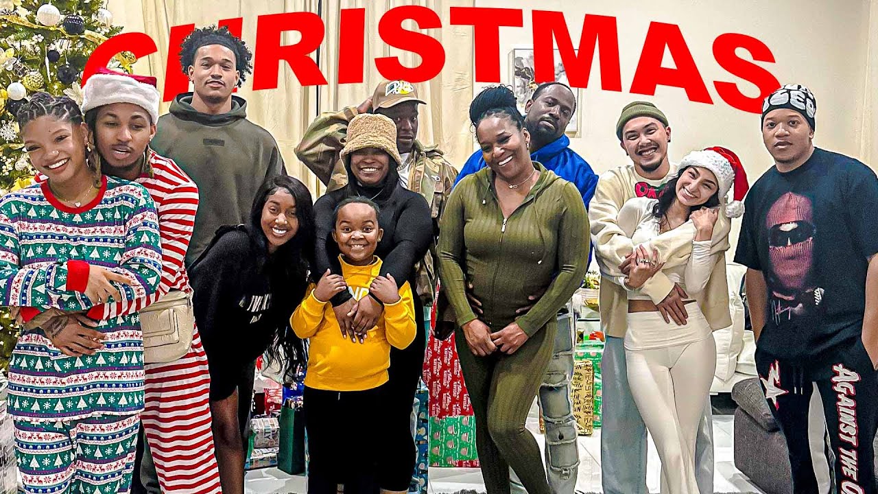 $100,000 CHRISTMAS AT THE DDG MANSION! - YouTube