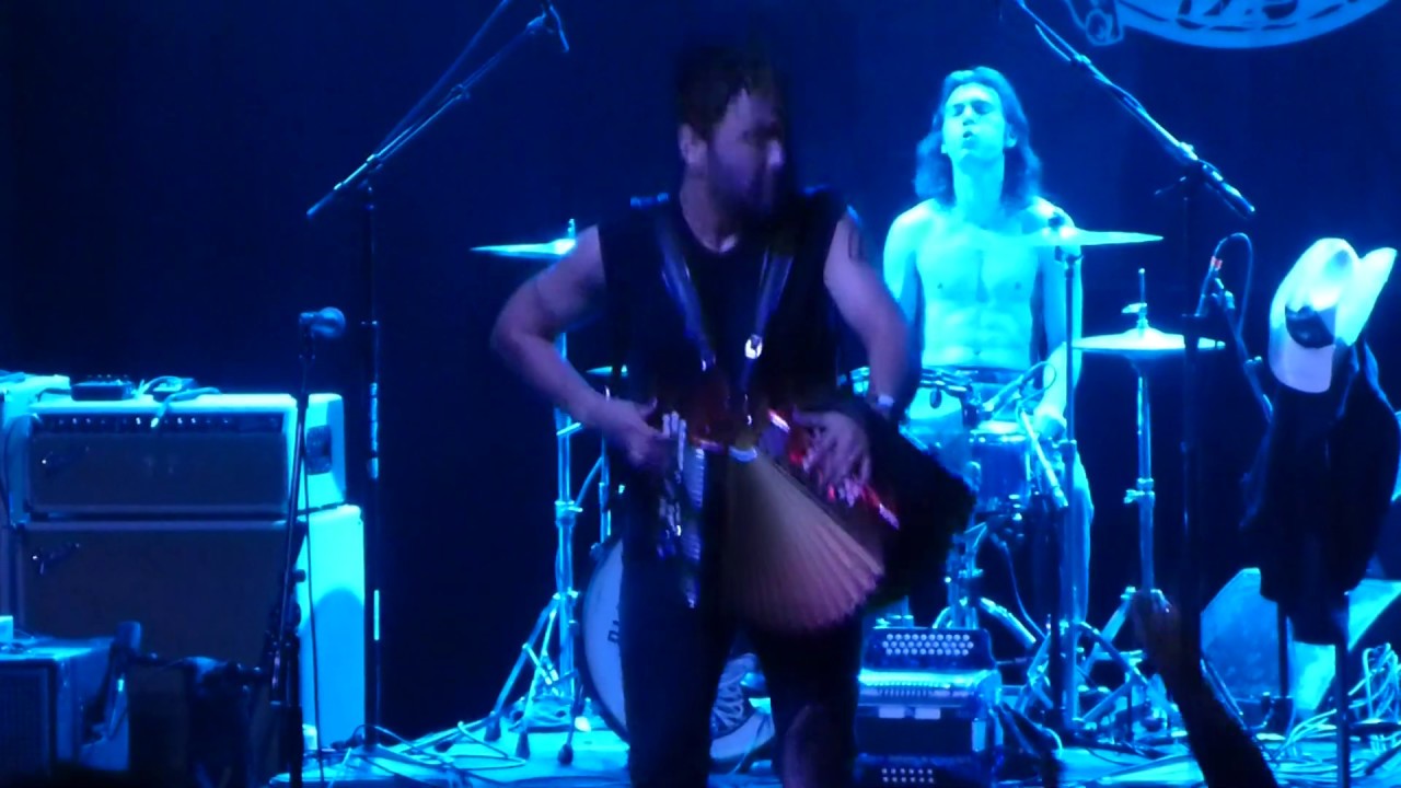 Pinata Protest - Life On The Border - SANTA ANA - YouTube