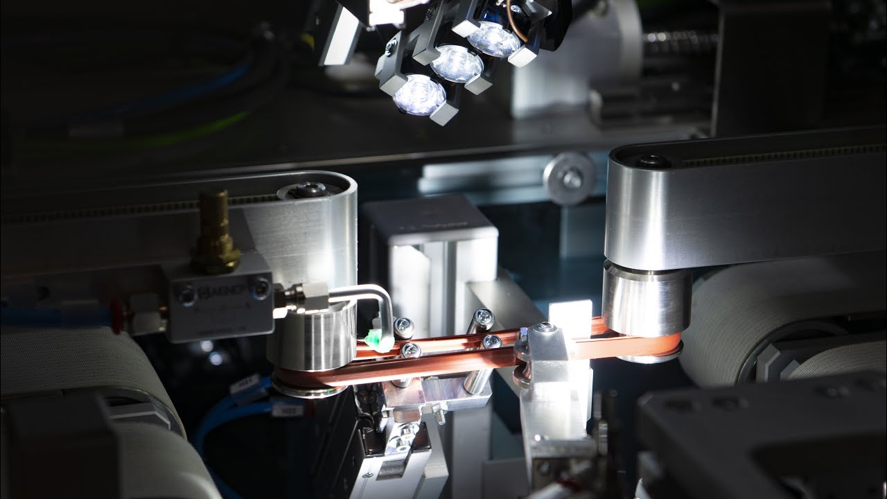 dSort4s stretchable parts inspection machine - YouTube