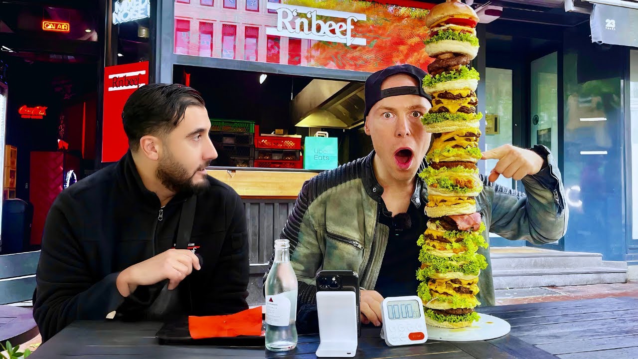 Dieser BURGER sprengt ALLE GRENZEN! 🤯 1 Meter Burj Khalifa Burger bei ...