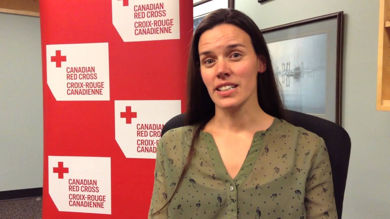 Ali Paul: Helping refugees feel safe - YouTube