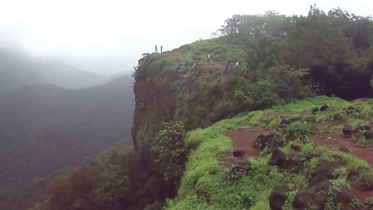 A view of Tillari Valley from Kayinat Resort (Swapnavel point) - YouTube