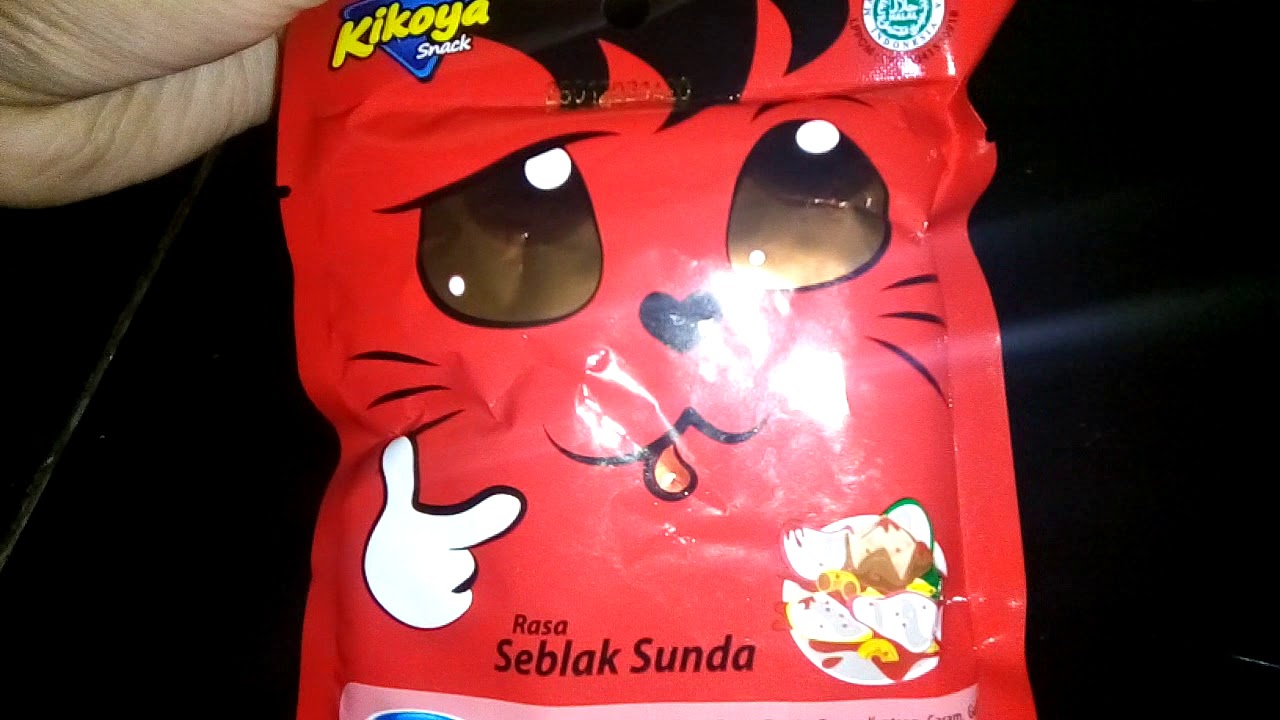 Review Produk #160 : Kikoya Snack Rasa Seblak Sunda - YouTube