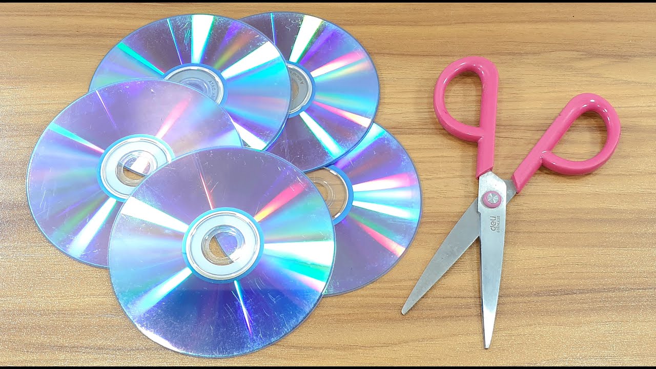 AMAZING DESIGNER OUT OF CD DISC | BEST OUT OF WASTE | WASTE CD DISC RE ...