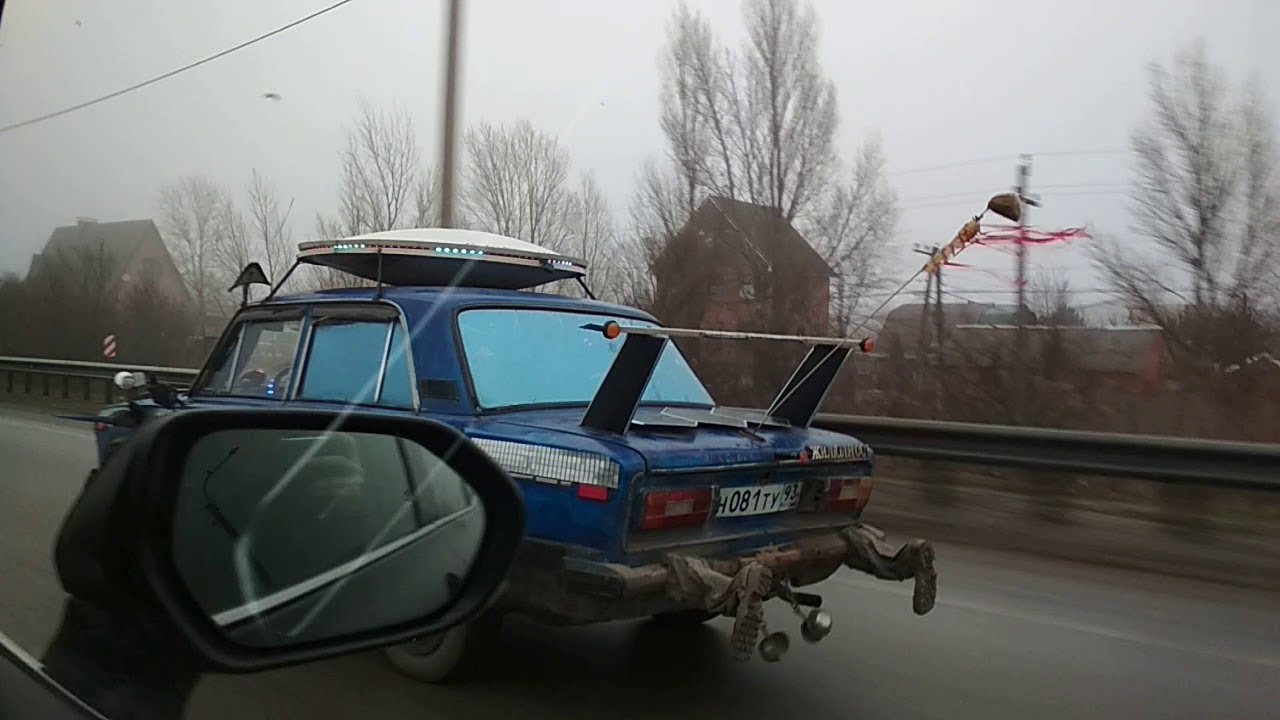 UFO Car Driving down Highway || ViralHog - YouTube