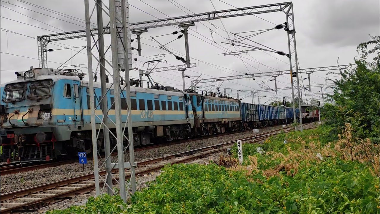 KAZIPET WAG7 & WAG8 E LOCO WITH BOXN WAGON - YouTube