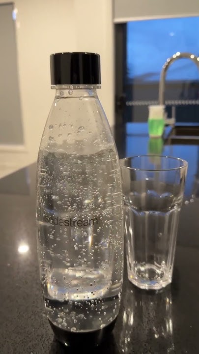 How to make soda water using Sodastream - YouTube
