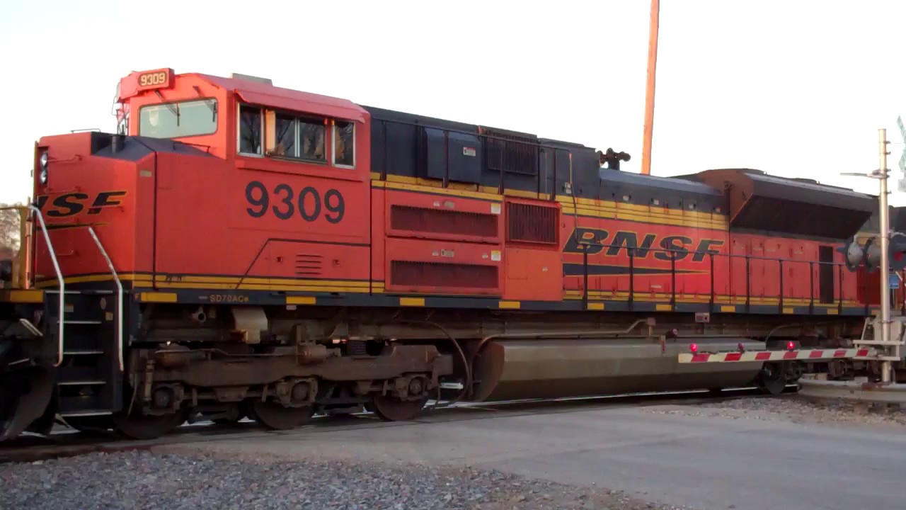 BNSF 9277 leads a taconite train east through Chillicothe, IL w/ Executive SD70MAC 02/18/17 ...