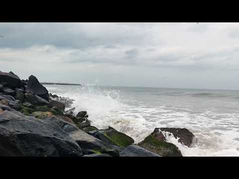 Poombukar beach - YouTube