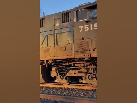 NS 7515 ES44DC leads NS 28X with a Very friendly crew at Piscataway,NJ! #trains #shorts - YouTube