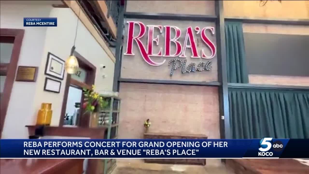 Reba performs concert for grand opening of her restaurant, bar & venue ...