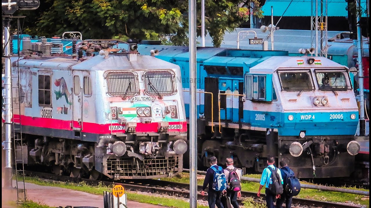 HOW POWER CHANGE FROM DIESEL to ELECTRIC HAPPENS in INDIAN RAILWAYS ...