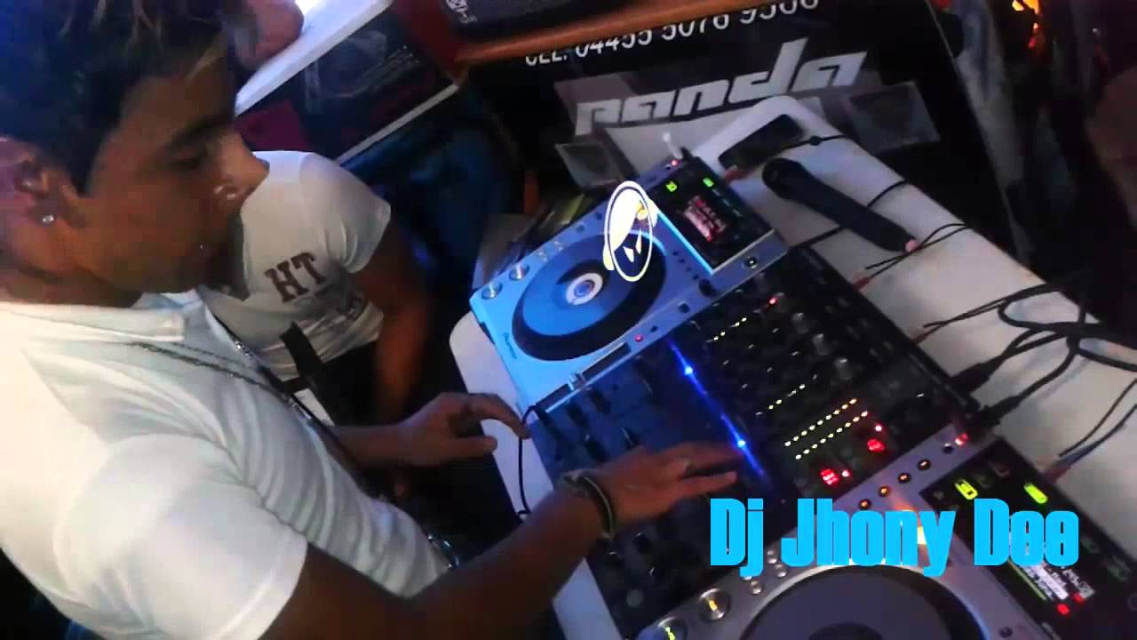Dj Jhony Dee en Panda Record Radio Show. - YouTube